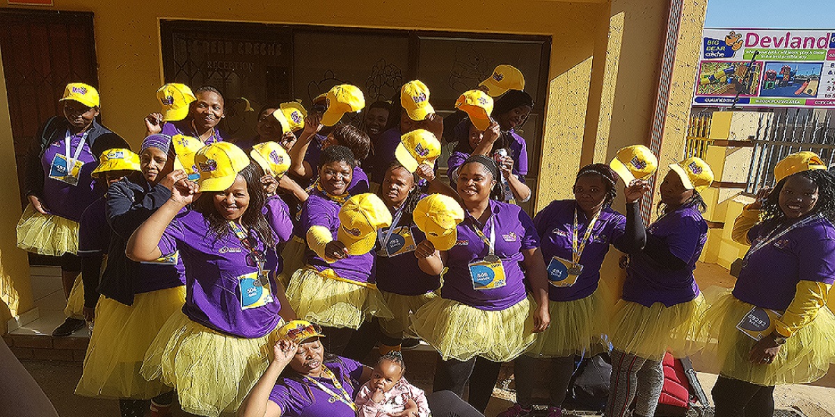 Big Bear Creche - Home